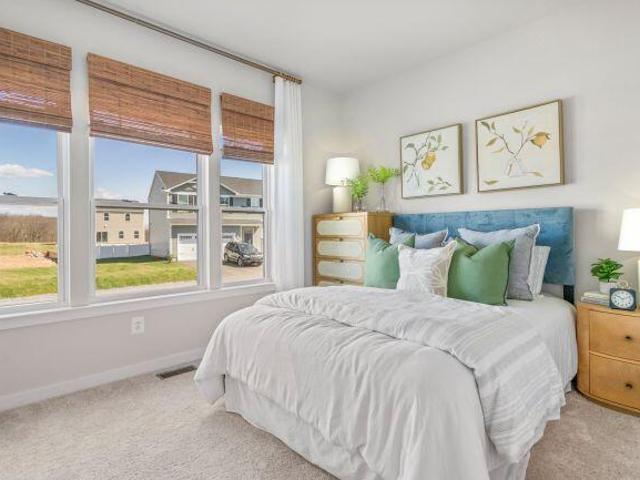 2975 Lariat Way