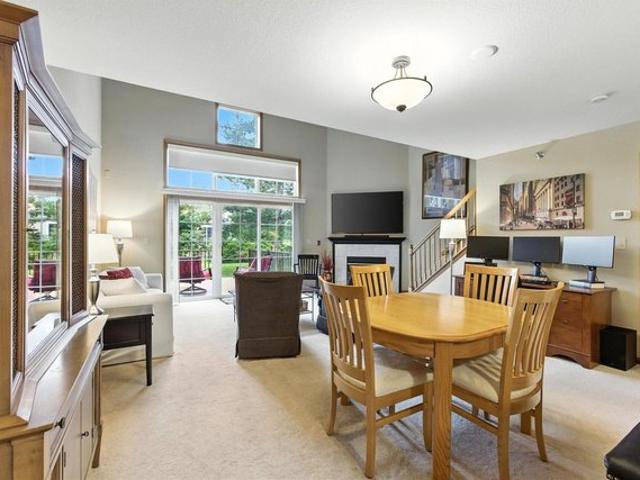 2975 River Birch Dr Unit C, Brookfield, WI 53045