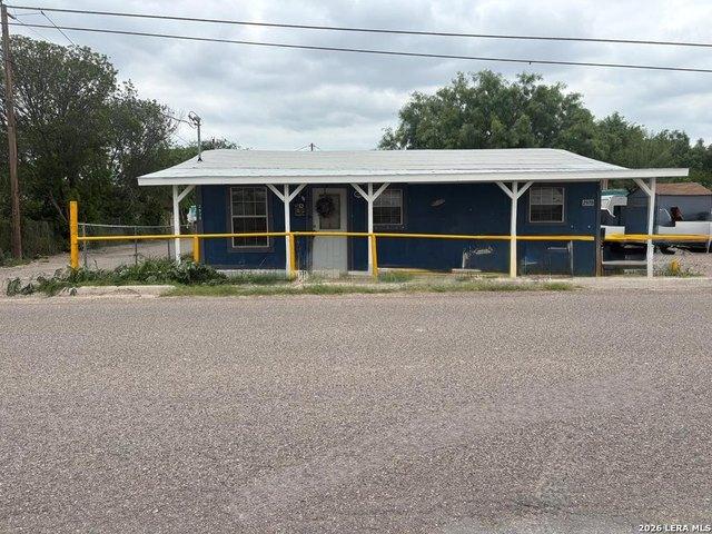 2978 and 2980 Buena Vista Dr, Eagle Pass, TX 78852