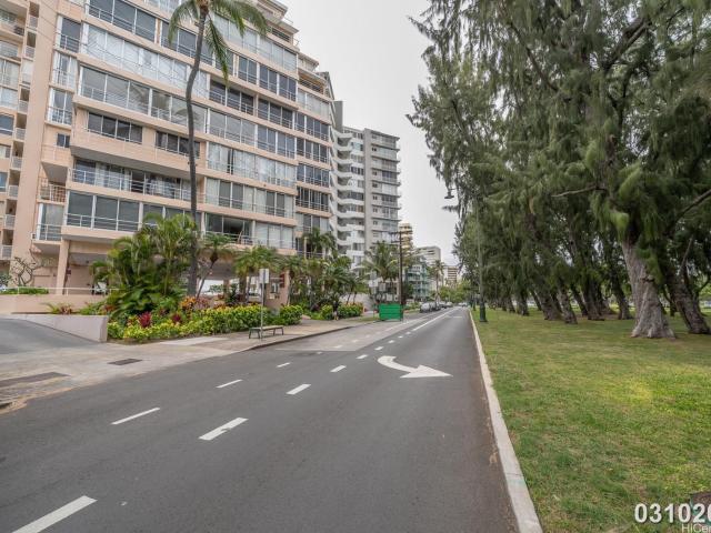 2979 Kalakaua Ave, Unit 204, Honolulu, HI 96815 | MLS #202605 | Compass