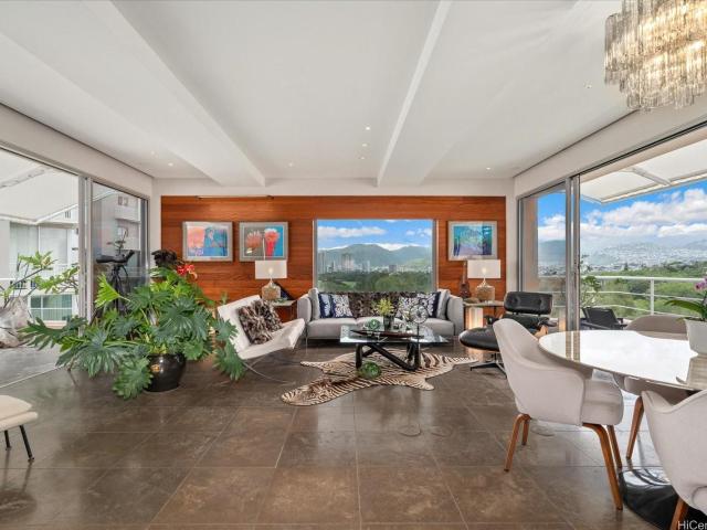 2979 Kalakaua Ave, Unit 904, Honolulu, HI 96815 | MLS #202605