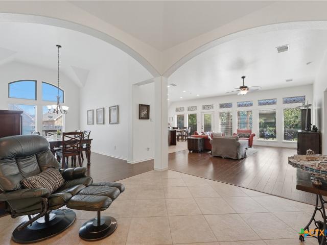 2970 Prairie Bluff