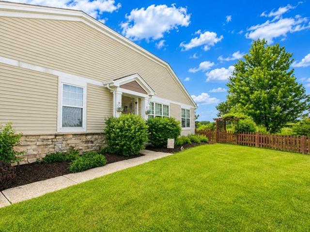 2970 Strauss Ct, Woodstock, IL 60098