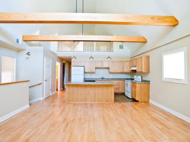 $2970– Spectacular 4 BR Loft, 2 ½ BA Upper Flat, Central Air 4 Bedroom Apartment for Rent at 3255 N Oakland Ave, Milwaukee, WI 53211 Cambridge Heights
