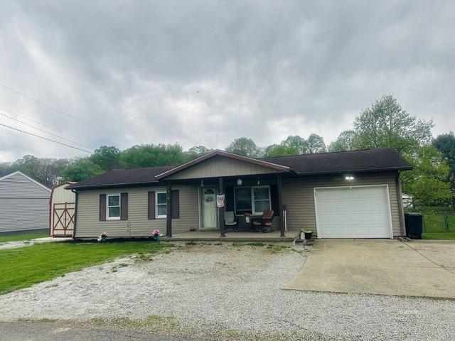 29714 Fairhaven Dr, Logan, OH 43138