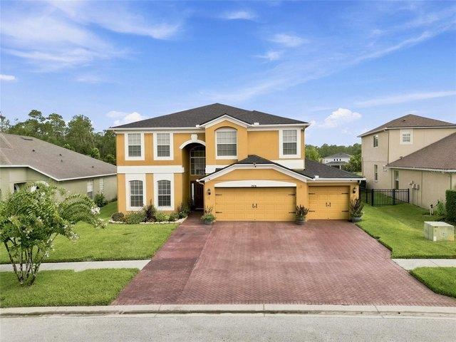 29719 Cedar Waxwing Dr, Wesley Chapel, FL 33545