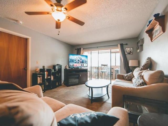 2971 Estancia Blvd #221, Clearwater, FL 33761