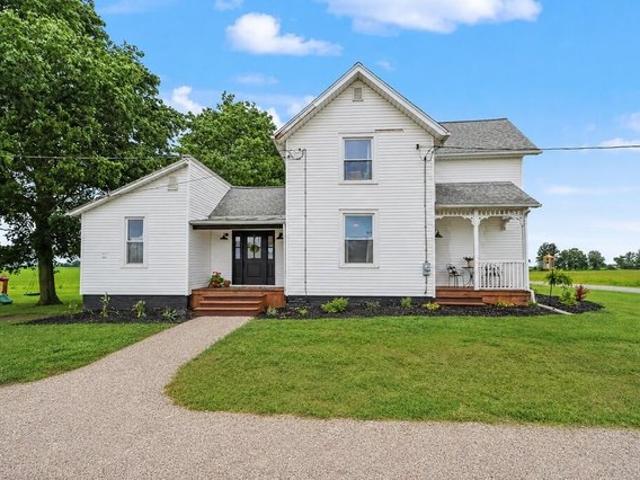 2971 Temple Rd, Bucyrus, OH 44820