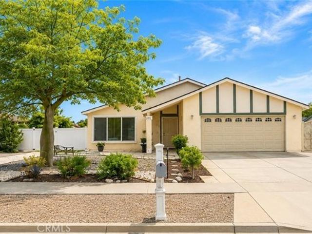 2972 Westchester Dr, Riverside, CA 92503