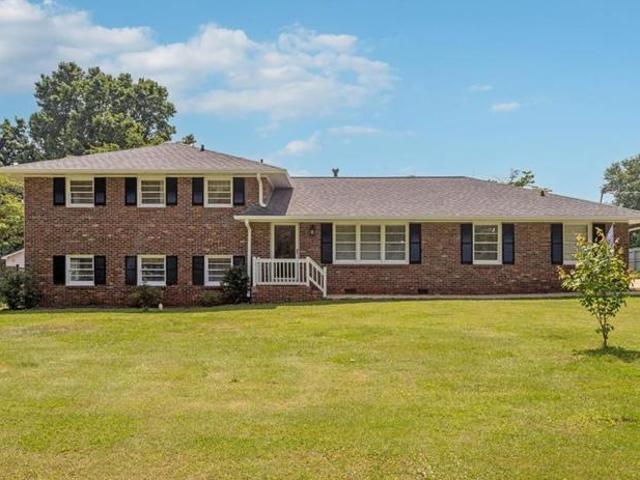 297 Craig Dr, Lawrenceville, GA 30046