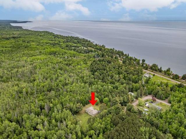 297 E 2nd St, Knife River, MN 55609