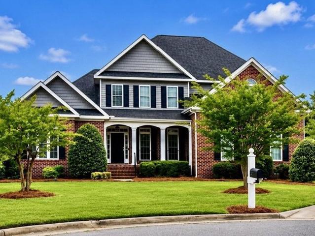 297 Foxcroft Ln, Winterville, NC 28590