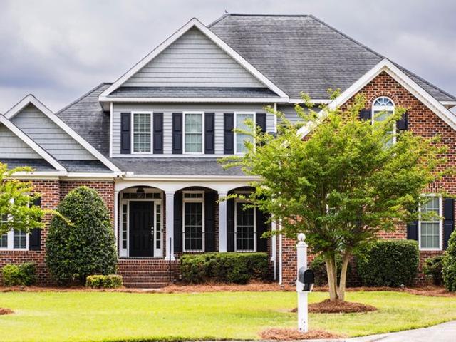 297 Foxcroft Ln, Winterville, NC 28590