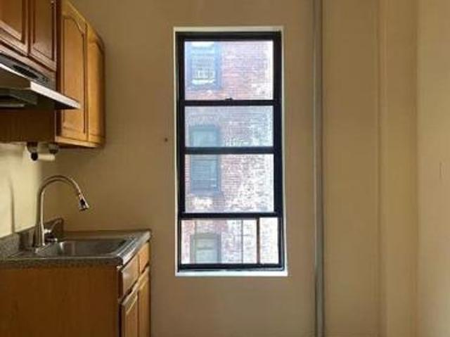 297 Ocean Ave 4 A, New York, NY
