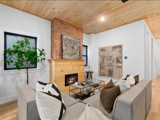 297 New York Ave