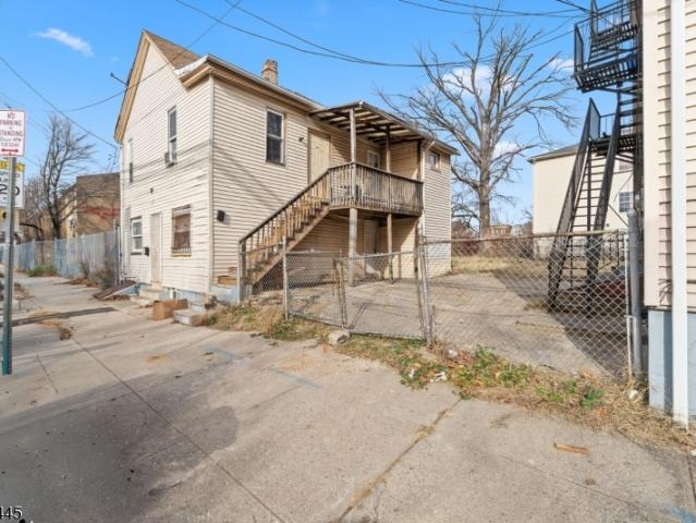297 S 7Th St
