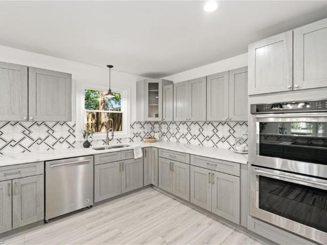 297 Sunset Boulevard