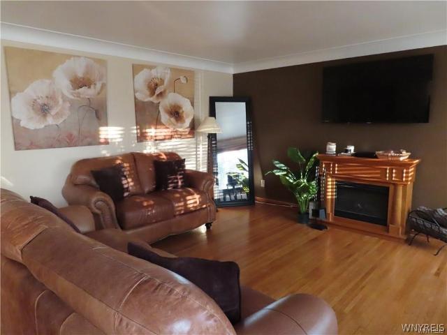 297 Sunrise Boulevard
