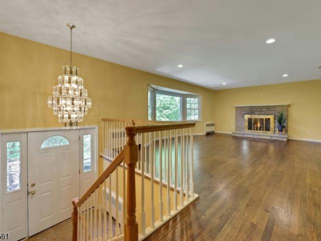 297 Pines Lake Dr E