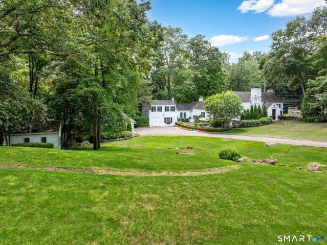 297 Rock Rimmon Rd, Stamford, CT 06903