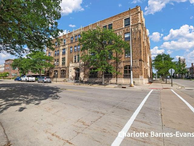 297 W Clay Ave Apt 410, Muskegon, MI 49440