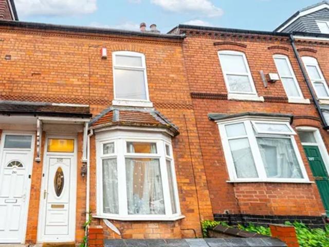 297 Tiverton Road, Stirchley, B29 6DA, United Kingdom | 4 bed townhouse for rent #165365431 | Rentberry