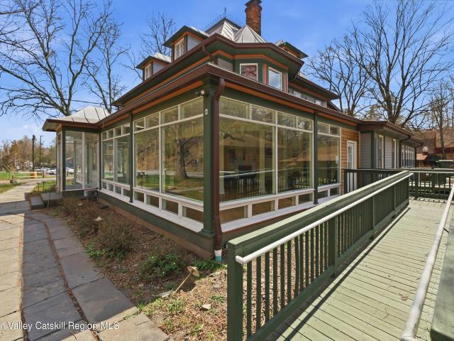 297 Tinker Street Sr