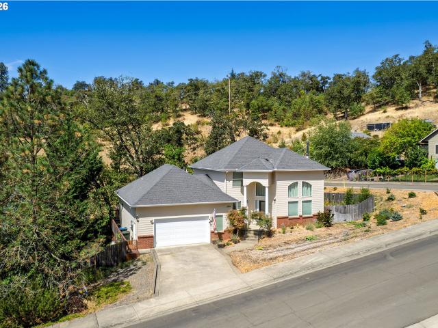 2984 nw daysha dr