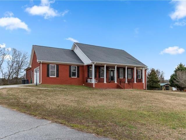 2984 Berry Road