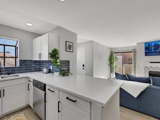 2984 Juniper Hills Blvd Unit 204, Las Vegas, NV 89142