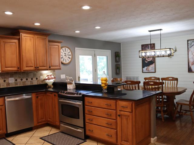 2984 Lakeview Church Road