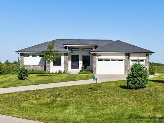2985 nd Ct, Van Meter, IA 50261