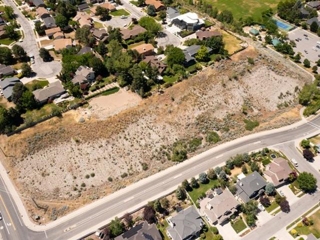 2985 E Hollow Mill Dr S, Cottonwood Heights, UT 84121