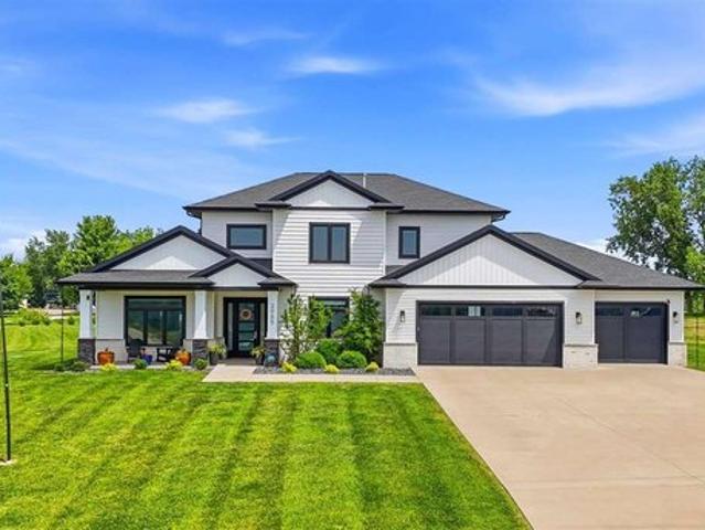 2985 th Dr, Amana, IA 52203