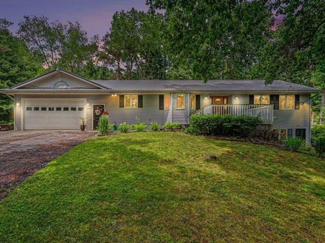 2985 W Kirby Rd, Battle Creek, MI 49017