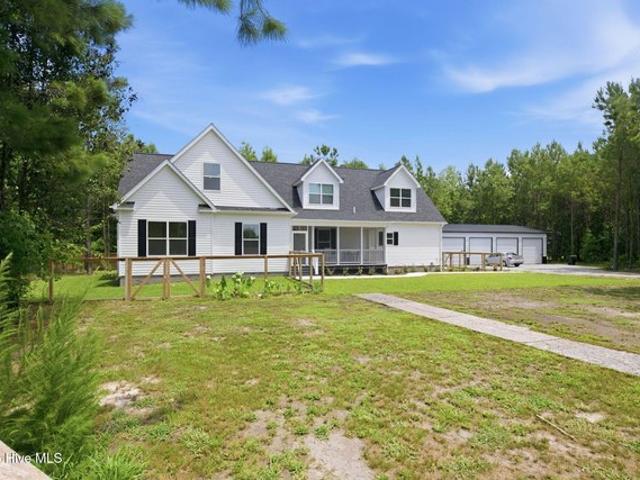 2986 Old Airport Rd, New Bern, NC 28562