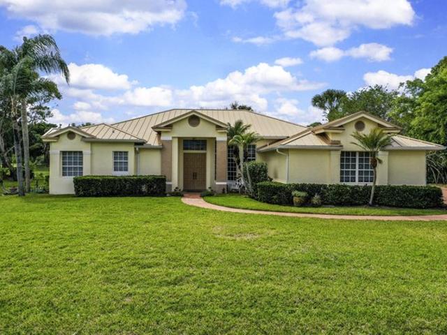 2987 Conifer Dr, Fort Pierce, FL 34951