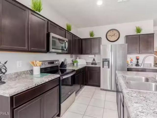 29881 N Yucca, Florence, AZ 85132 MLS 6848799