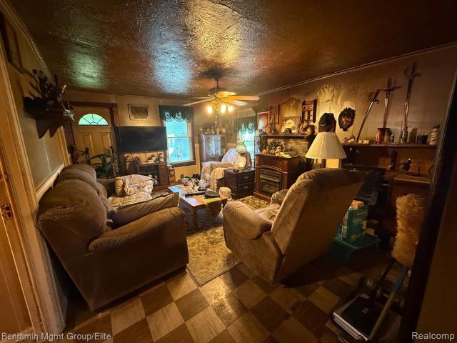 2988 Sharp Road