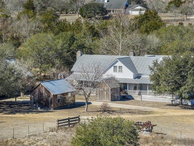 2988 TX 237, Round Top, TX 78954