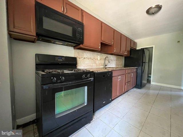 2980 Cornwall Rd, Baltimore, MD 21222