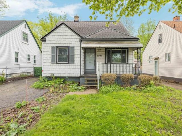 2980 Greenfield Rd, Berkley, MI 48072
