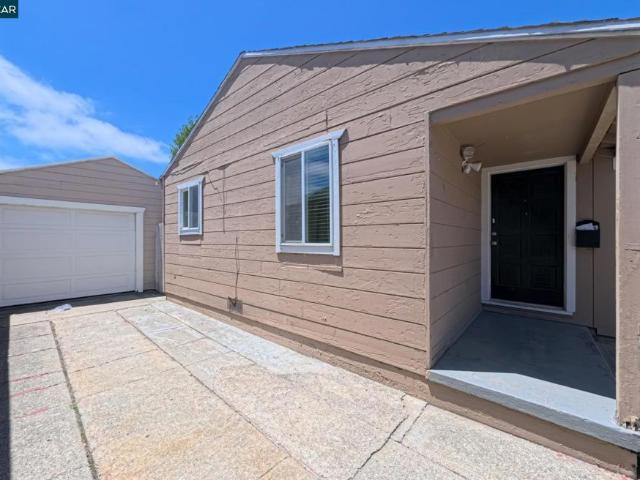2980 Rollingwood Dr