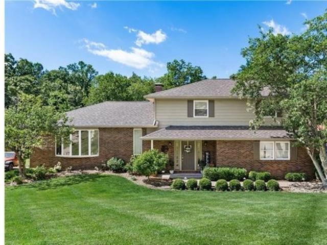 2980 Stanway Dr, Zanesville, OH 43701