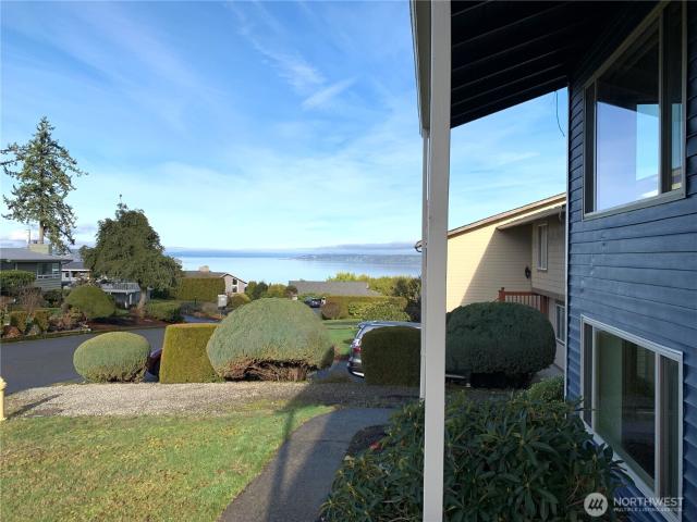 29818 4th Ave SW, Federal Way, WA 98023 | MLS #2468