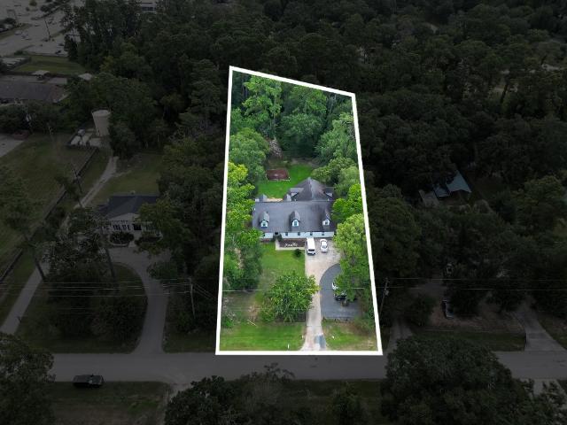 29818 E Hawthorne Dr, Spring, TX 77386 | MLS #20844 | Compass