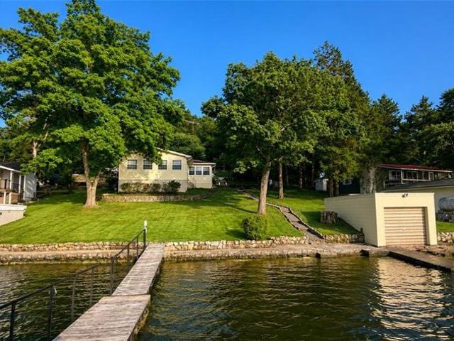 29818 Sheldy Dr, Rocky Mount, MO 65072