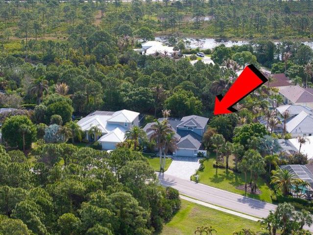 2981 NW Windemere Dr, Jensen Beach, FL 34957