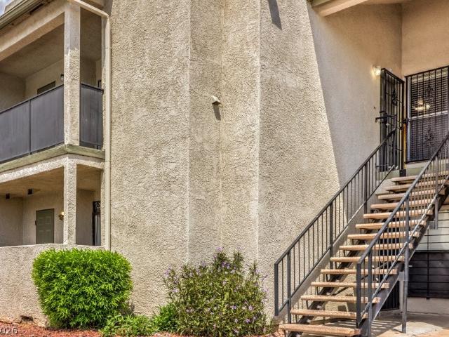 2981 Country Manor Ln, Unit 122, Las Vegas, NV 89115 | MLS #2767