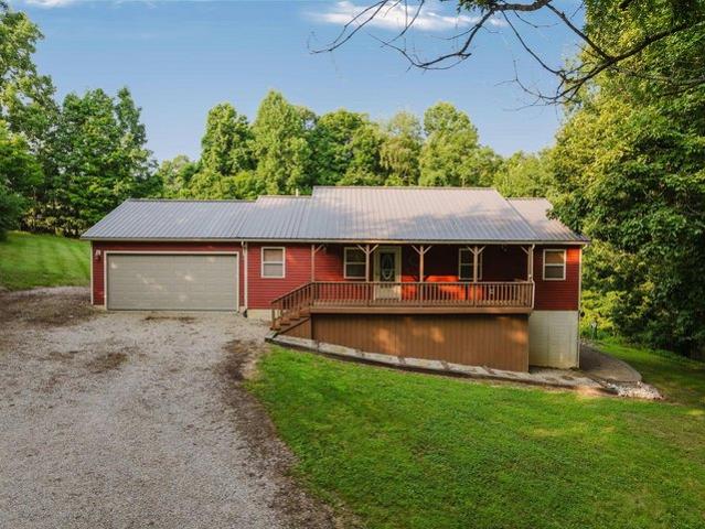 2981 Flagdale Rd S, Junction City, OH 43748